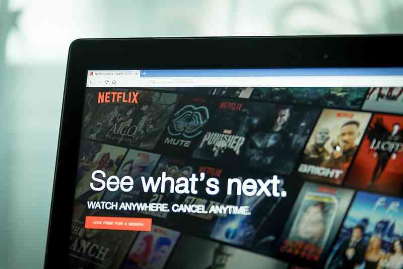 How to Use Netflix Party? Watch Netflix with your Friends - GamersWiz